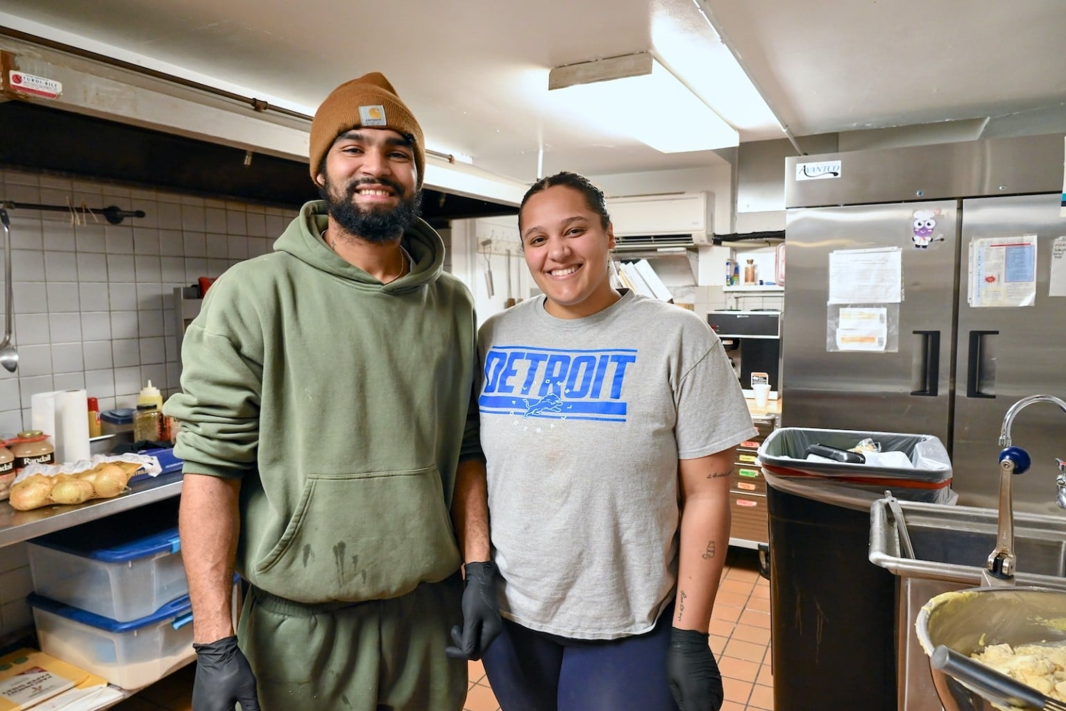 Moe’s Table keeps a father’s legacy alive by feeding hundreds in Battle ...